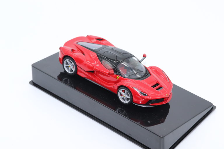 HOTWHEELS ELITE 1.43 Ferrari LAFERRARI red ( BCT83 ) - Eurospec