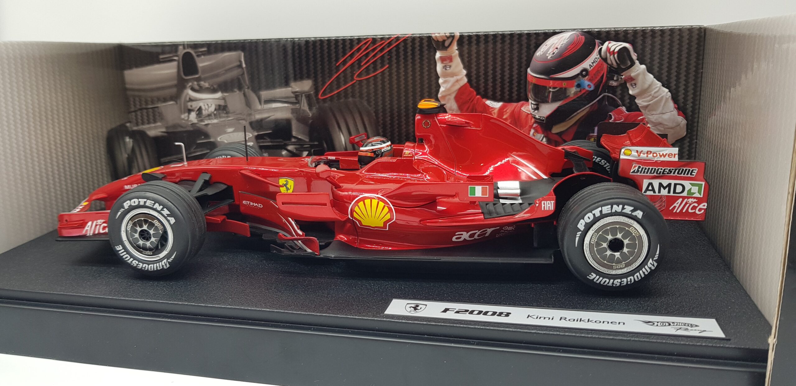 Hot Wheels Elite 1.18 Ferrari F1 GP F2008 Kimi Raikkonen Chrome red car ( L8781 ) - Eurospec