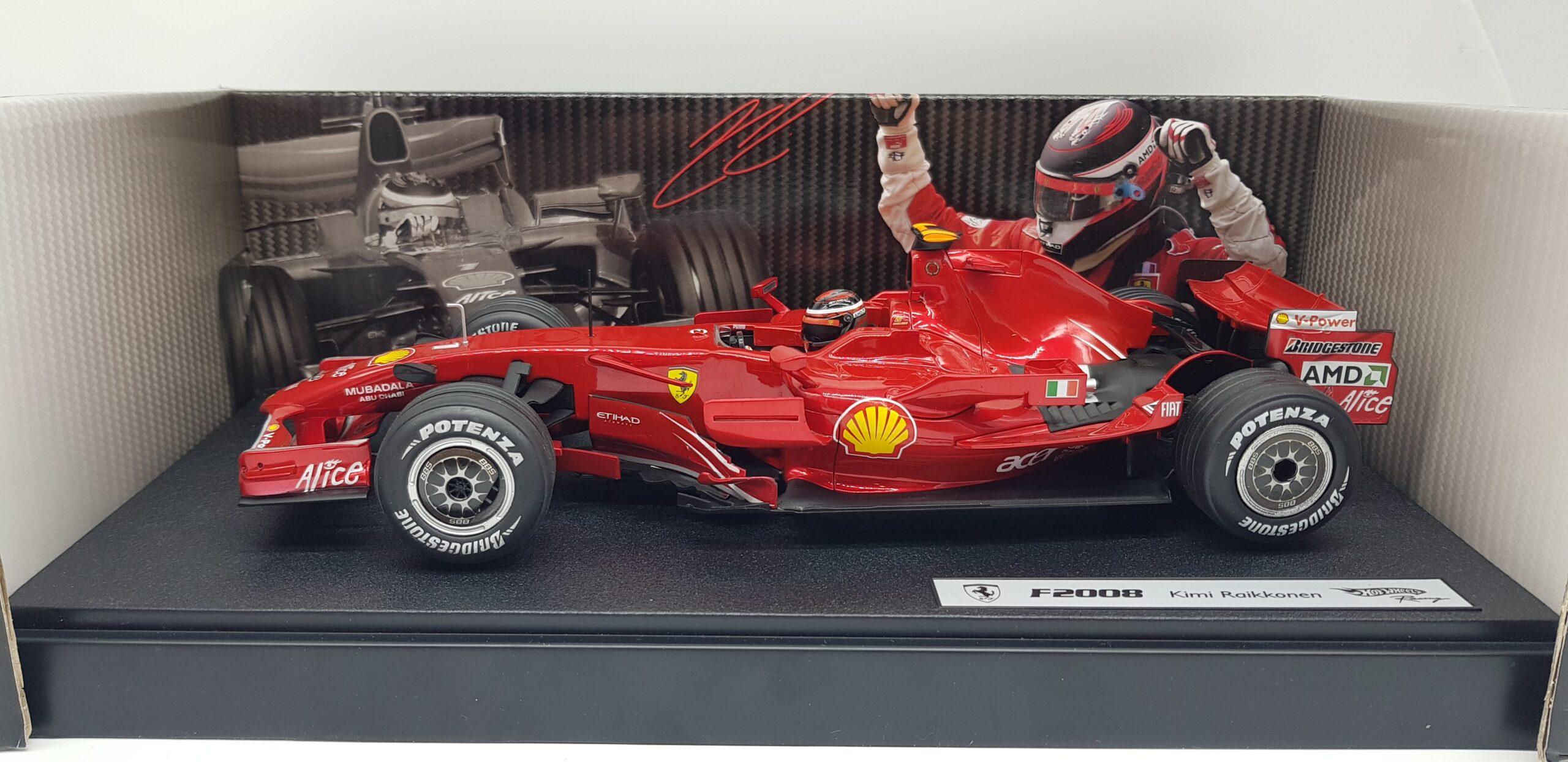 Hot Wheels Elite 1.18 Ferrari F1 GP F2008 Kimi Raikkonen Chrome red car ( L8781 ) - Eurospec